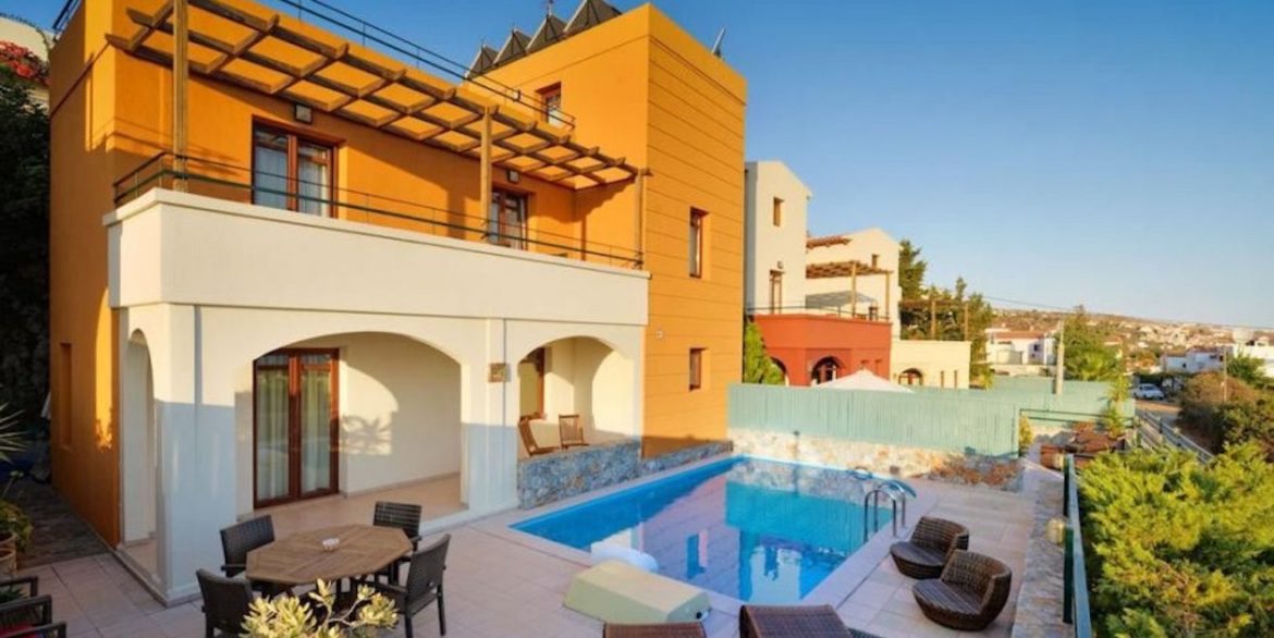 Complex of 5 Villas Chania Crete, Hotel of 5 villas with sea view Plaka