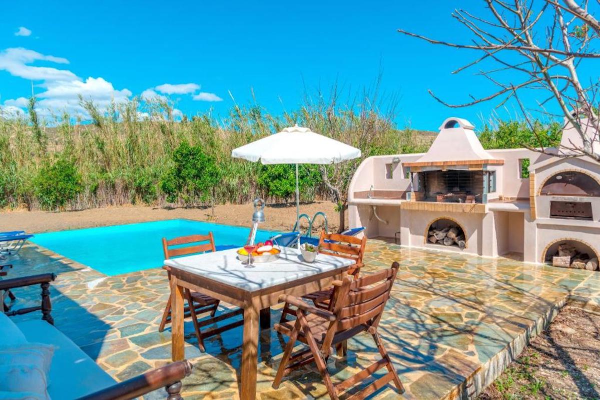 NAXOS Real Estate - Houses for Sale Naxos - Hotels for sale in Naxos